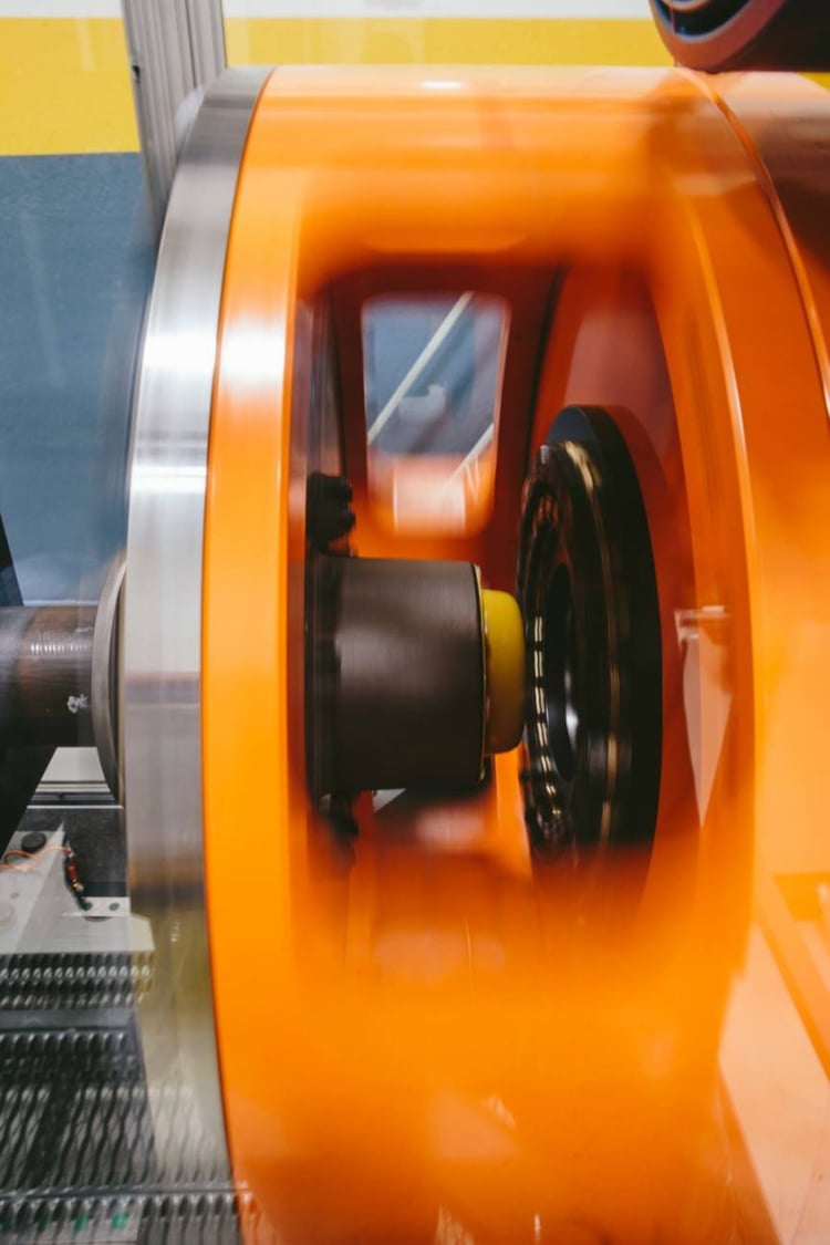 High-Load Hub and Spindle Test System for Durability Testing | Genuen